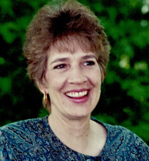Obituary for Beverly Sue Peavler — Travis Funeral Chapel: La Plata, MO