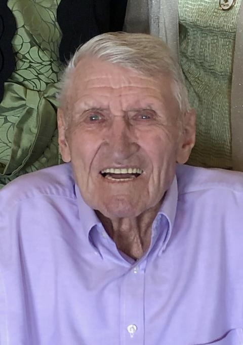 Obituary for Gene L. McClanahan — Travis Funeral Chapel: La Plata, MO