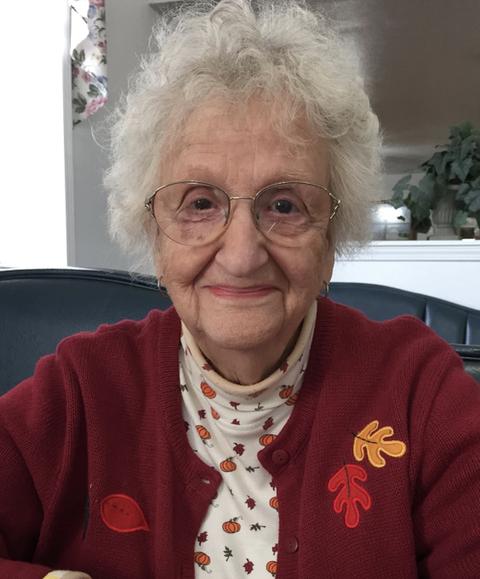 Obituary for Maurine P. Crawford — Travis Funeral Chapel: La Plata, MO